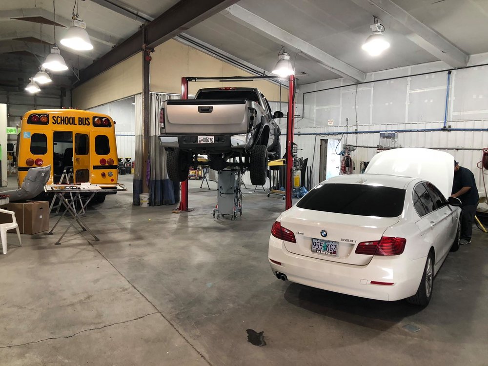 Excel Auto Body - Invoice Template