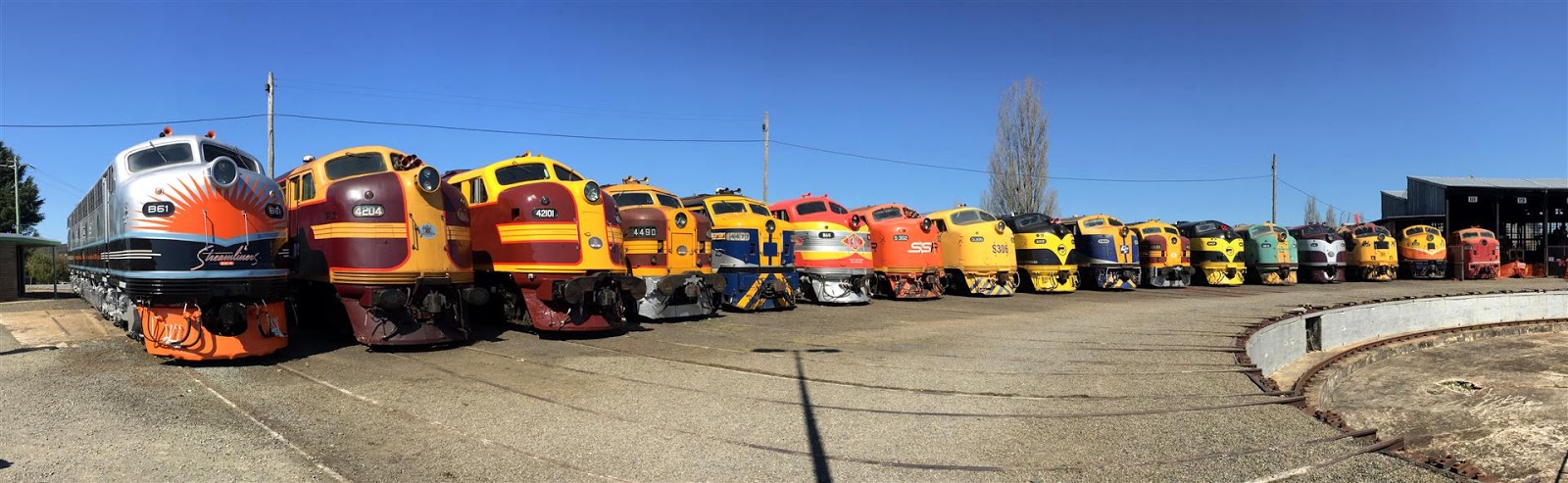 Rollingstock News: Streamliners 2017 - Goulburn NSW