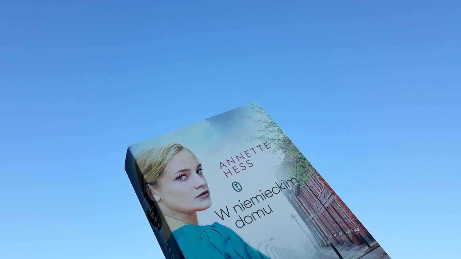 W niemieckim domu | Annette Hess