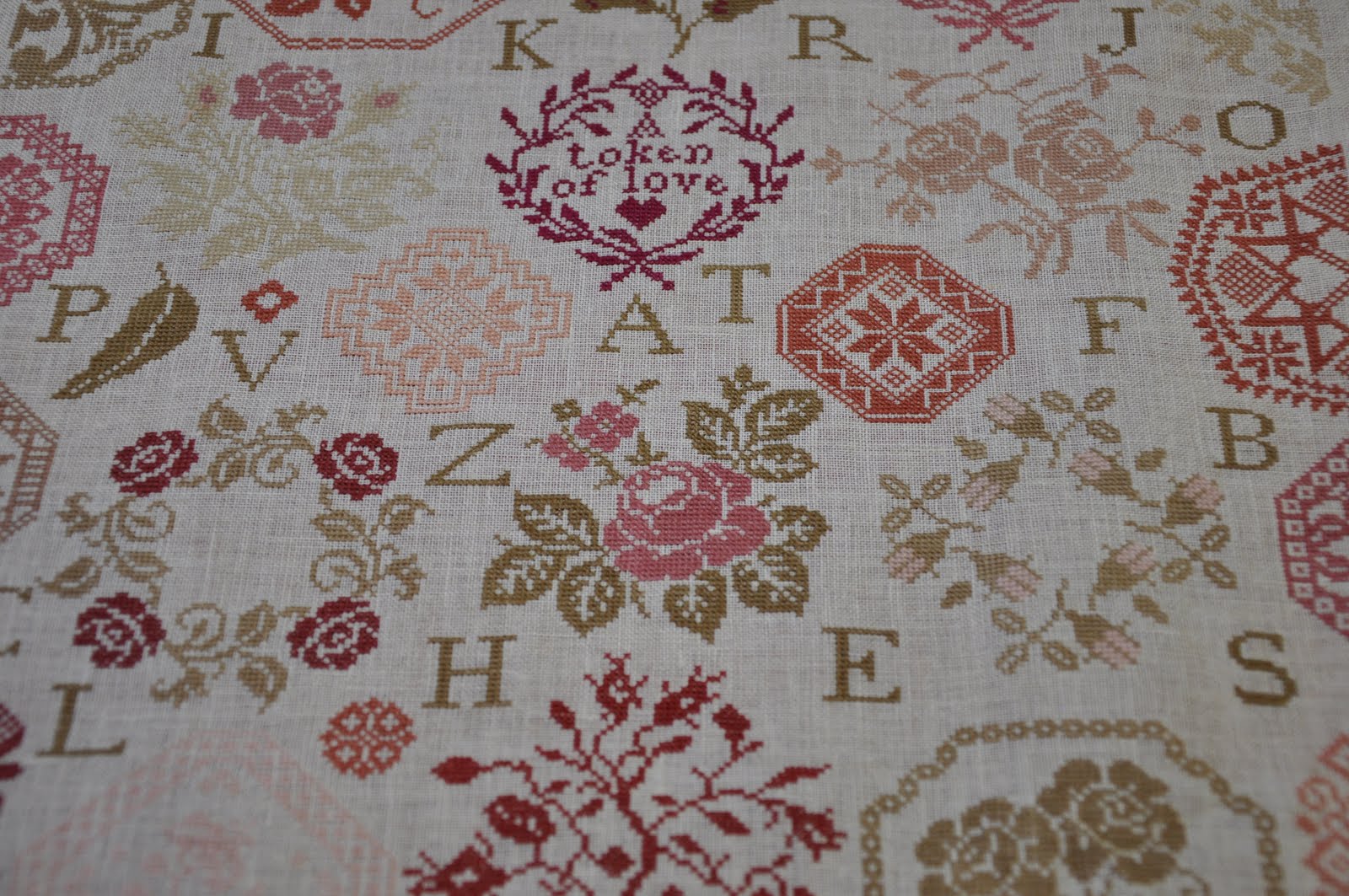 Ms Stitchaholic: Rose Quaker Sampler Finished!