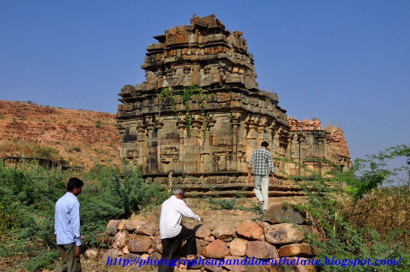 PHOTOGRAPHS UP AND DOWN THE LANE: Temples of HOOLI
