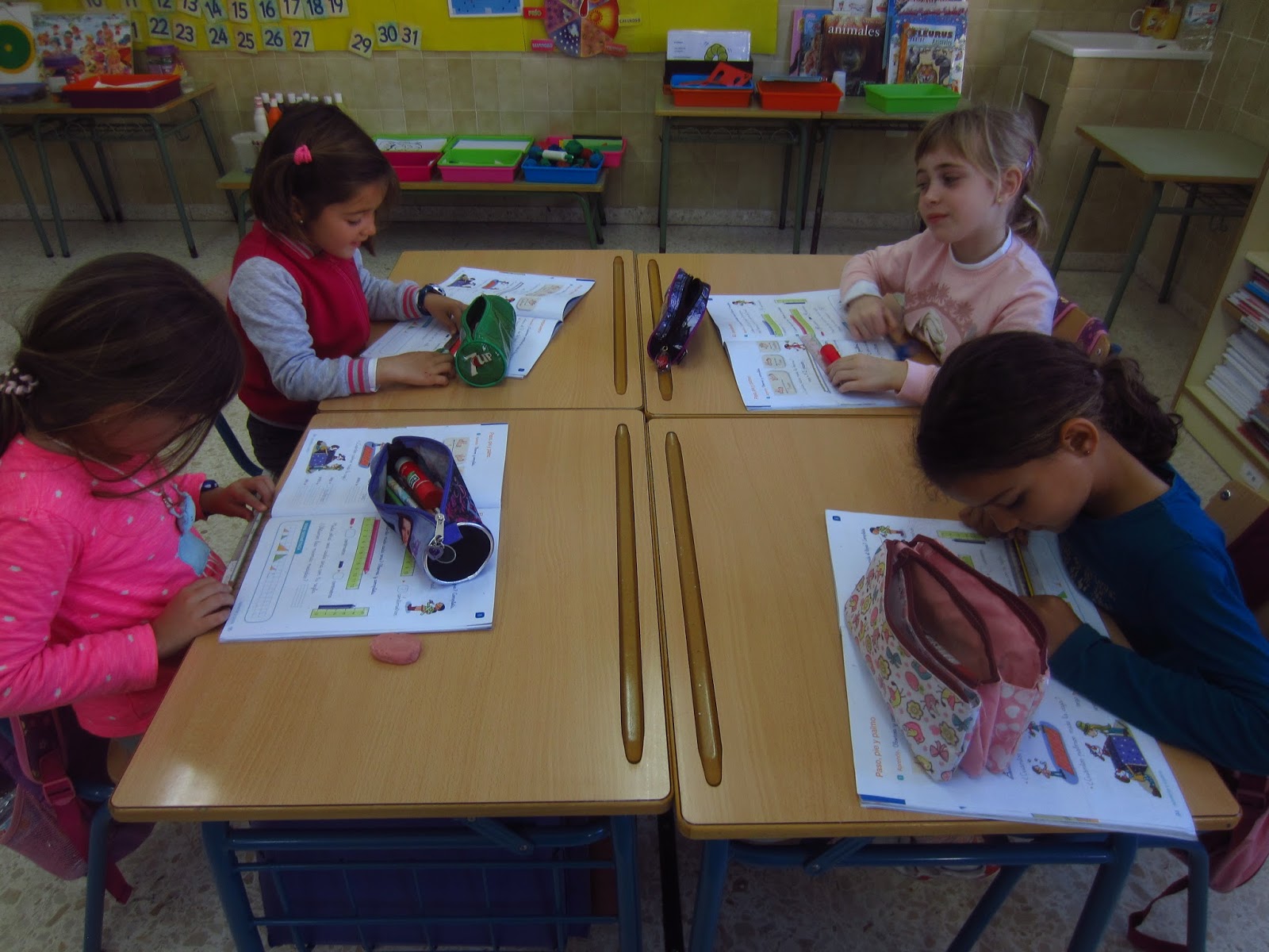 .En el aula de...Primero 2015-16: MIDIENDO CON LA REGLA