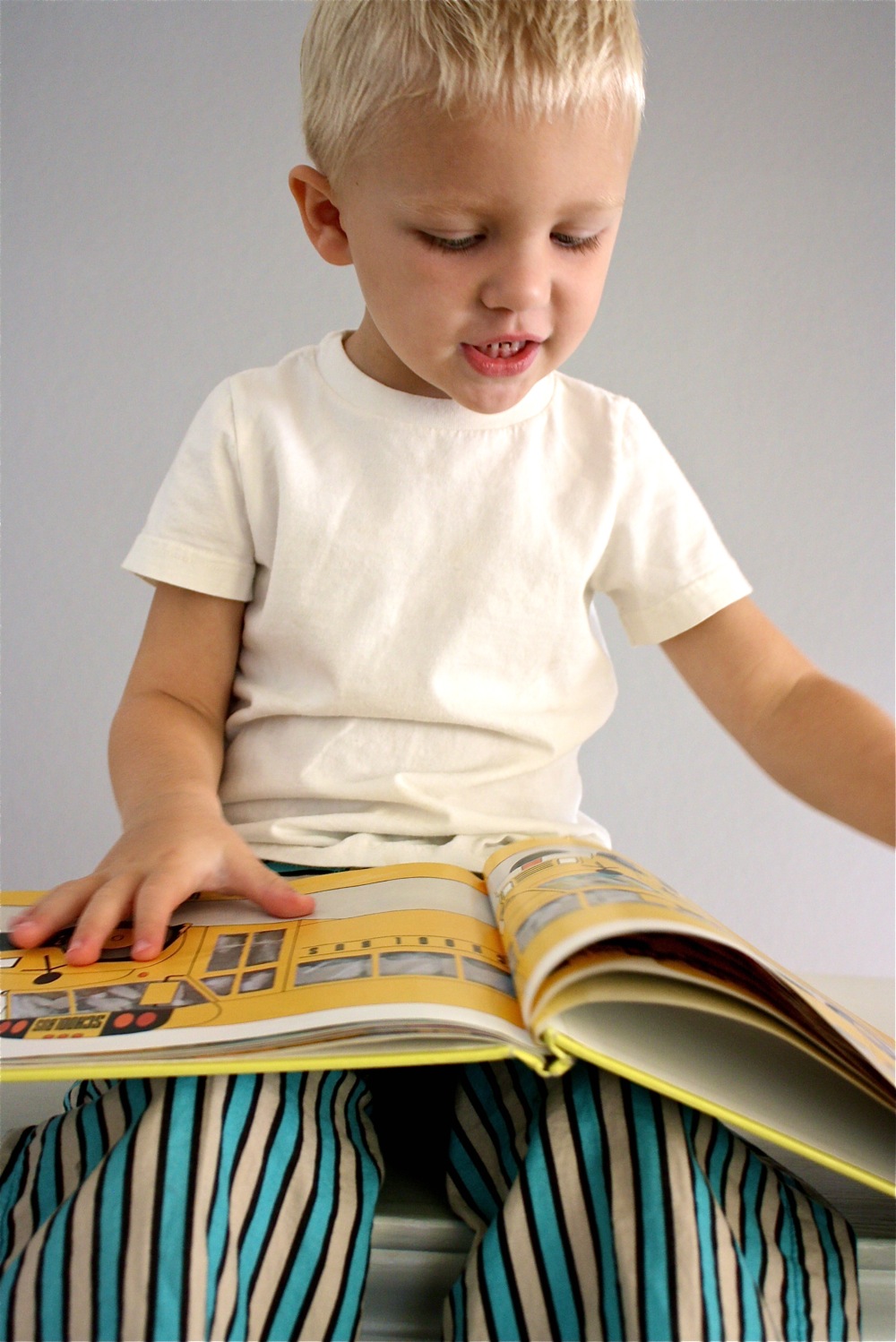 School Bags: Transportation Tote - MADE EVERYDAY