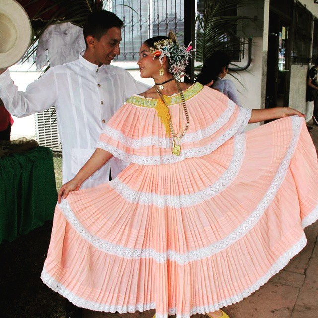 La cultura panameña y sus vestidos típicos: polleras usadas en la ...
