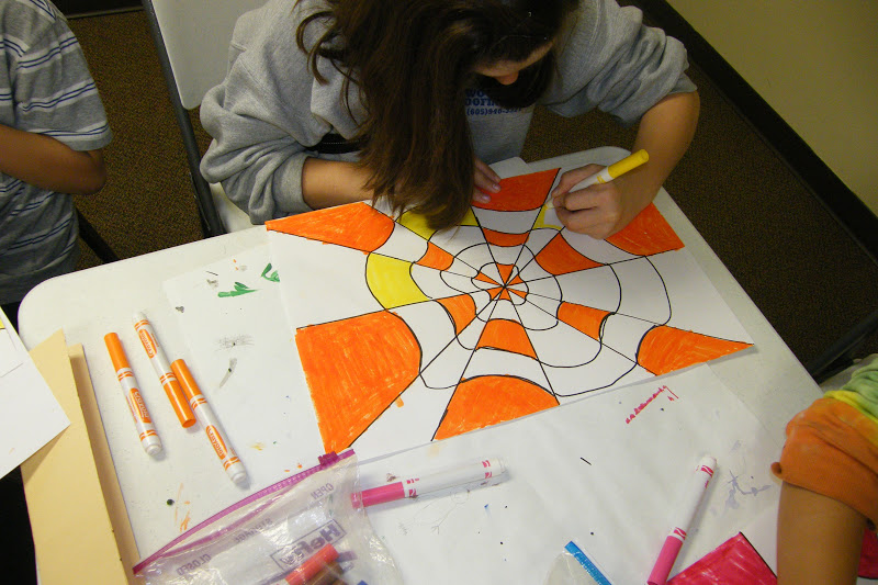 artteajannell: Optical Illusion