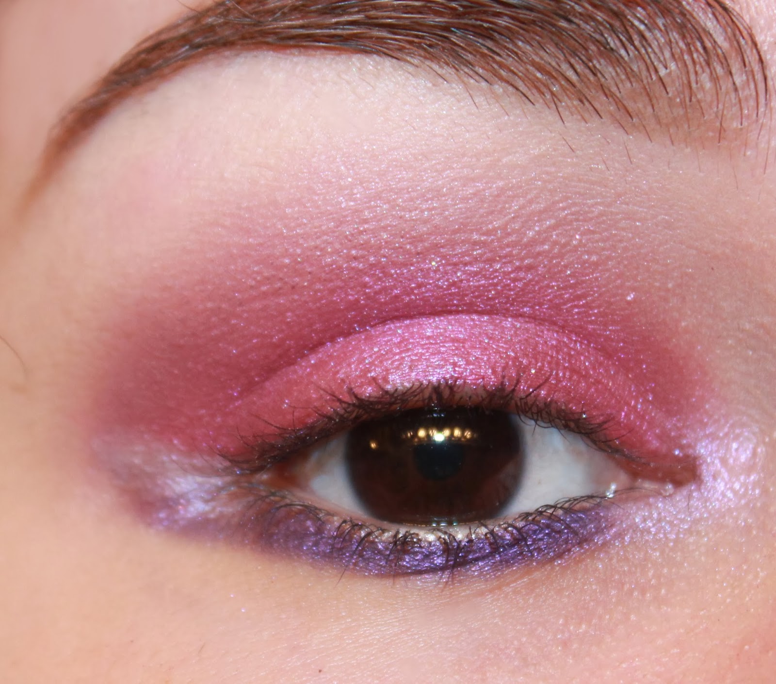 The Dark Side of Beauty: Valentine's Day Tutorial: Kickass Pinks
