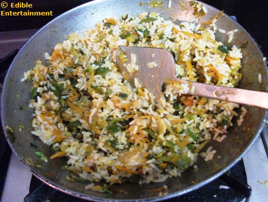 Edible Entertainment: Veg Schezwan Rice