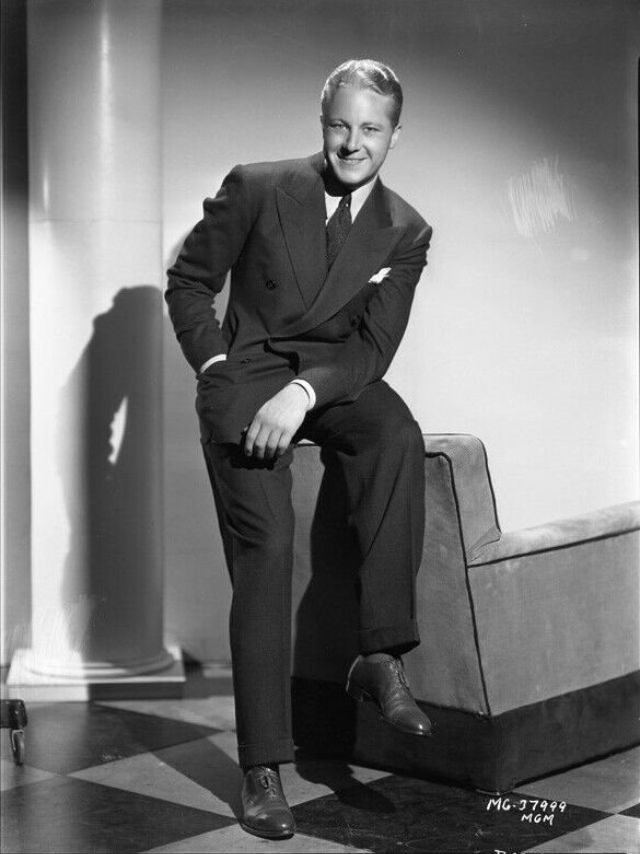 Handsome Portrait Photos of Gene Raymond in the 1930s ~ Vintage Everyday