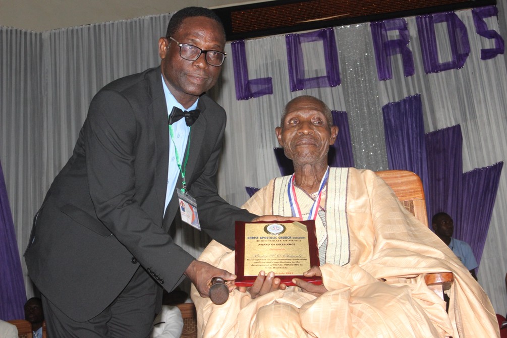 Meet 84-year-old Pastor Olukunle arranger of CAC Hymn Book in Yoruba ...