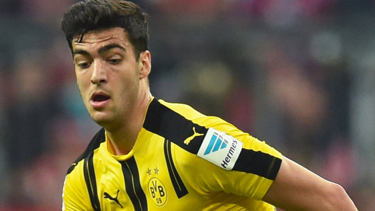 Newcastle sign Mikel Merino on season-long loan deal