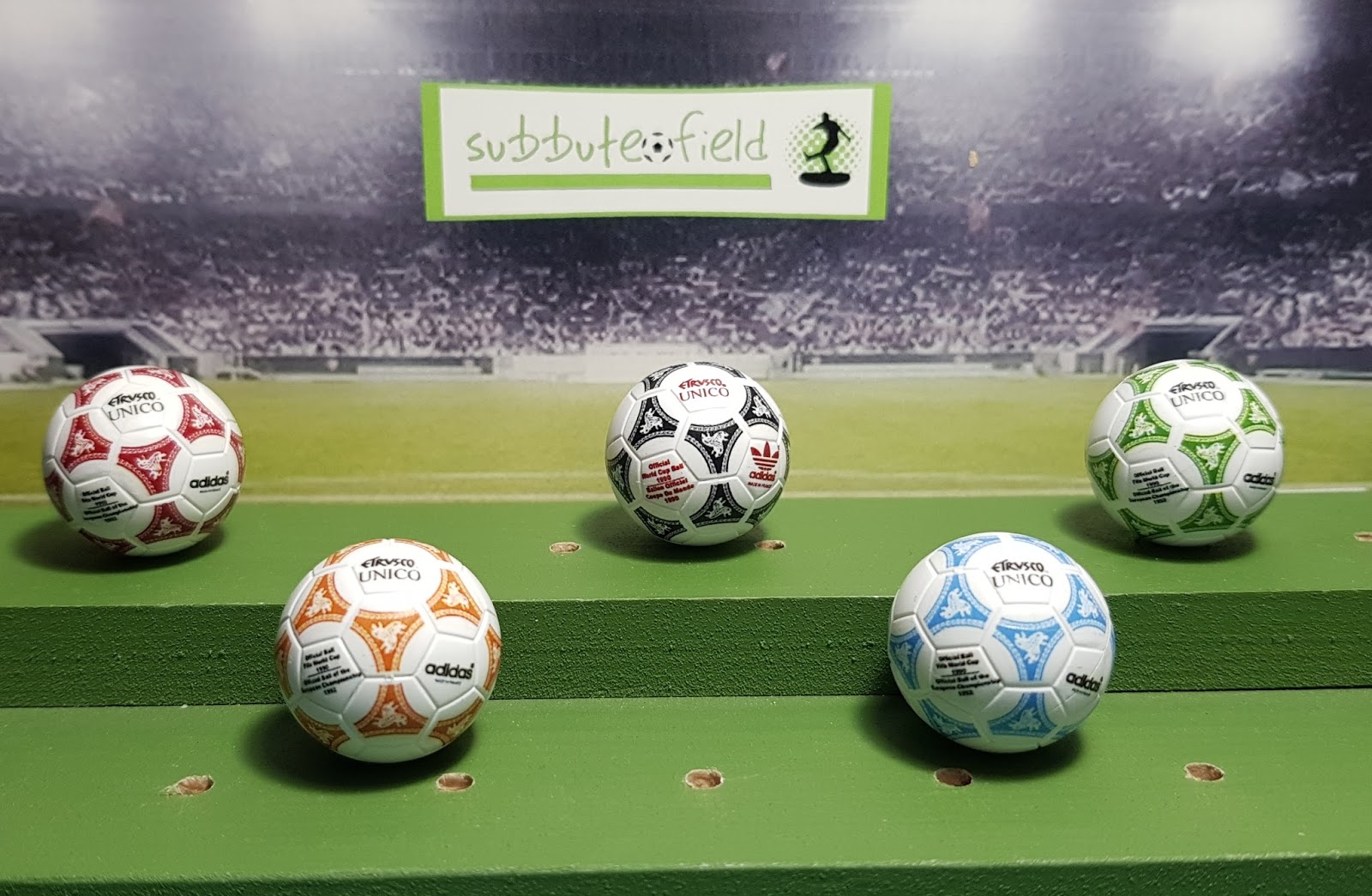 Subbuteo Field: New Decal Balls