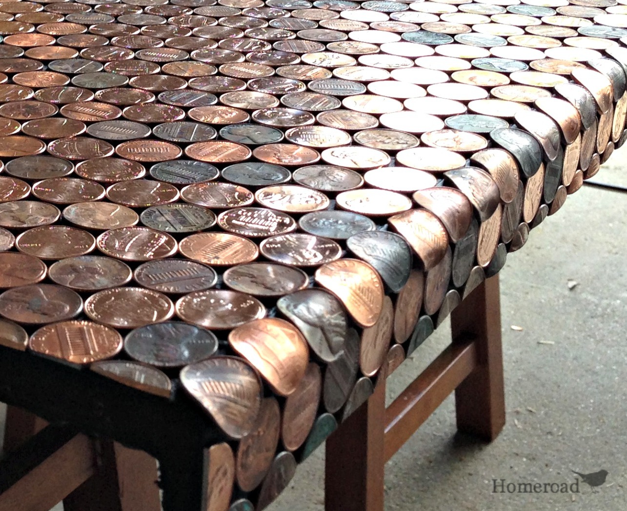 How to Make a Desk Using Pennies | Homeroad