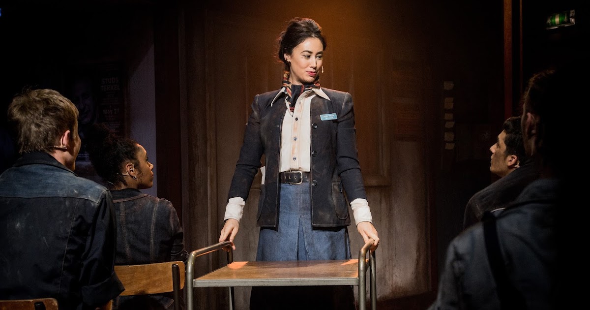 Jonathan Baz Reviews...: Luke Sheppard talks about directing Working