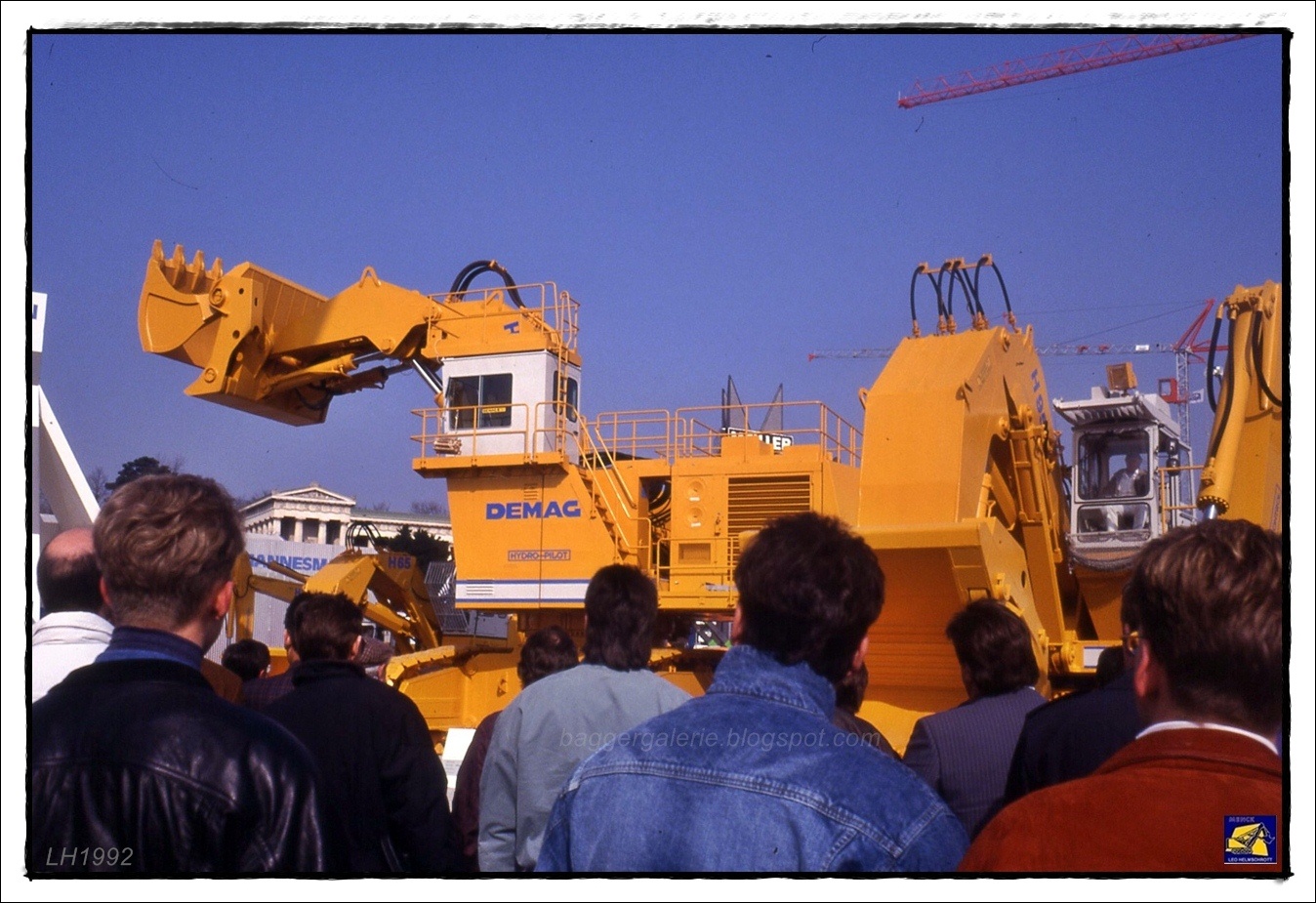 Bagger Galerie Construction Machines: DEMAG H185 S Hydraulikbagger mit ...