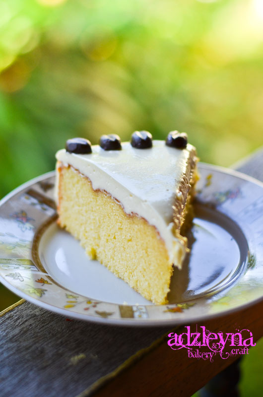 Adzleyna Bakery and Craft (ABC): Kek Span: Cream Cheese Topping