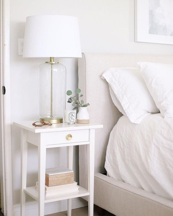 30+ Beautiful Nightstand Ideas For Your Bedroom | ARA HOME