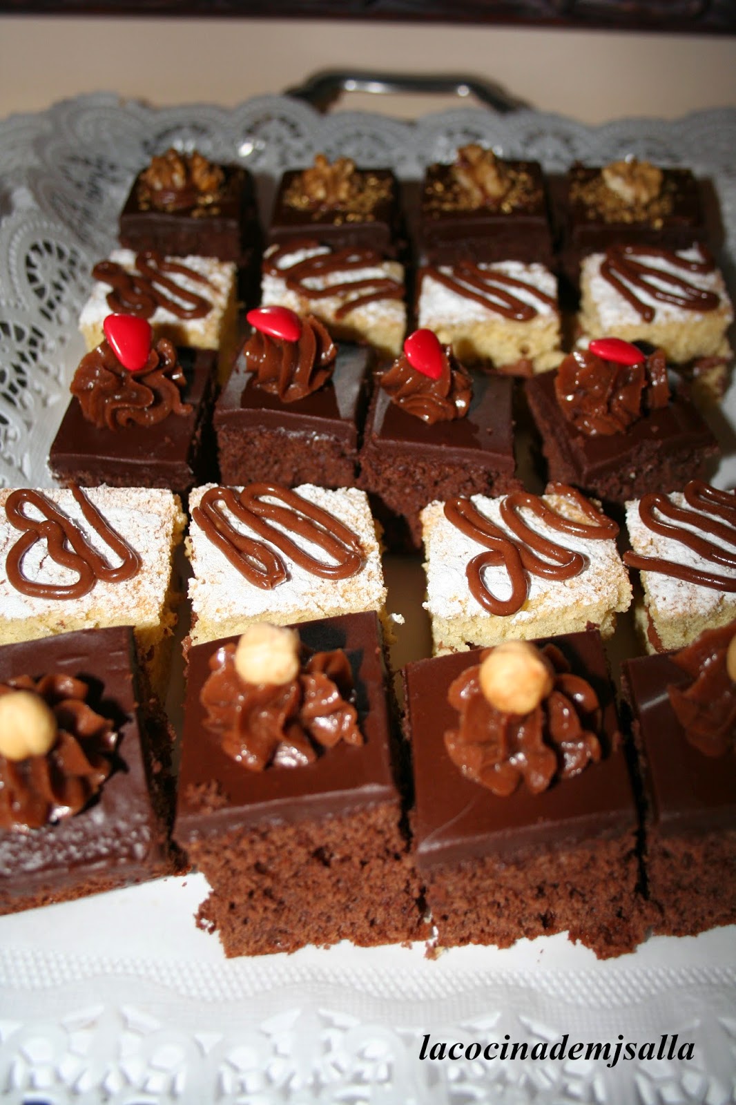 CANAPES DULCES VARIADOS