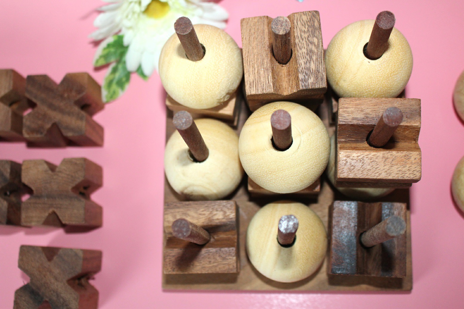 Morpion 3D en bois - Le jeu de morpion amélioré