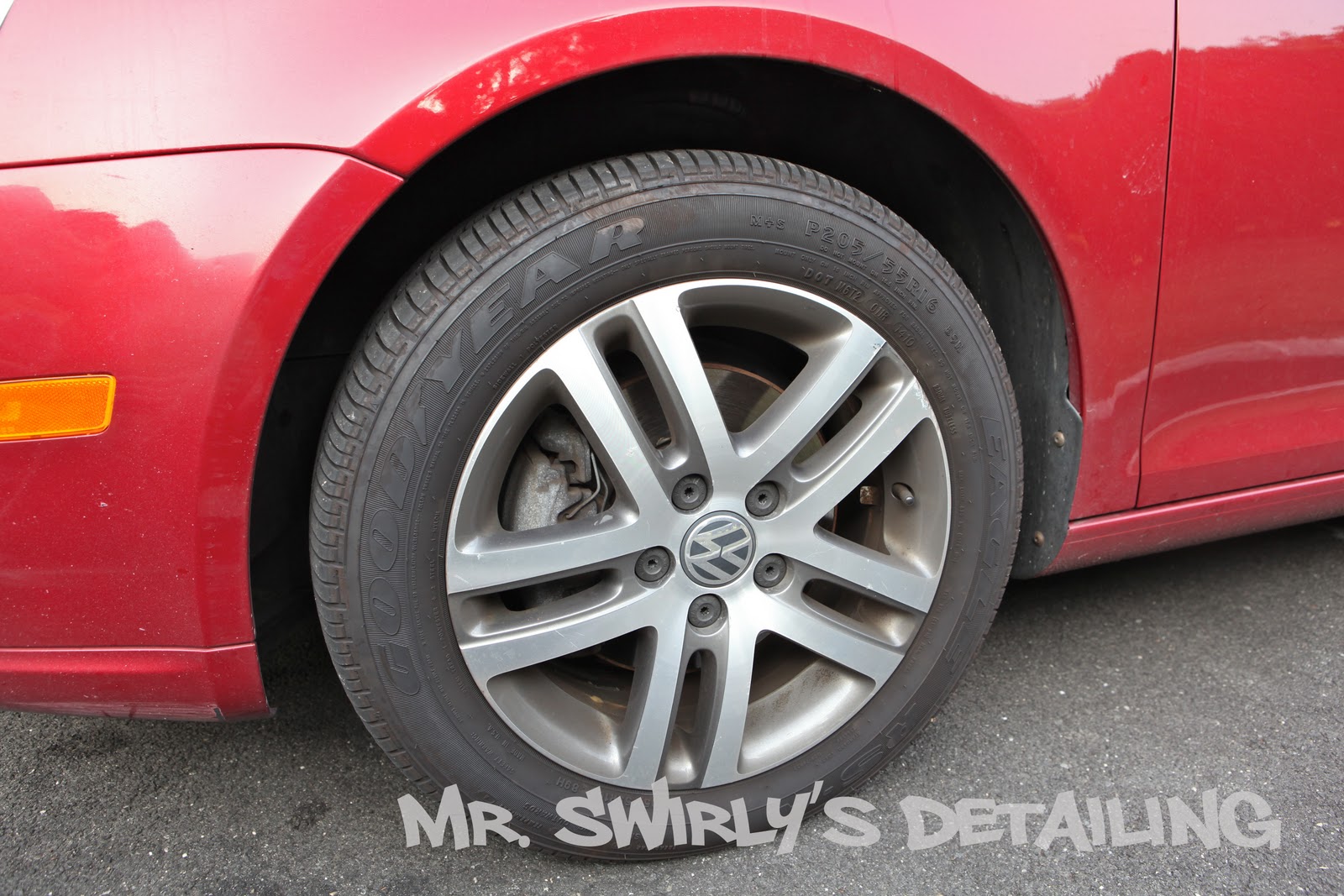 Mr. Swirly's Detailing: 2006 Maroon VW Jetta