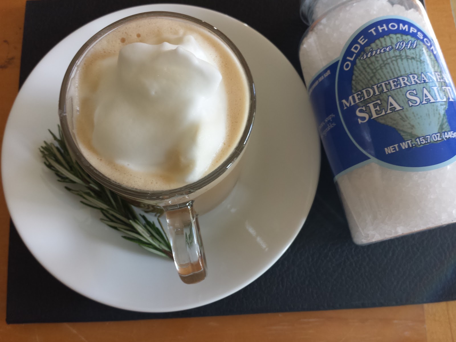 Jakarta Nan Jauh di Mata: Rosemary Seasalt Latte Racikan Sendiri