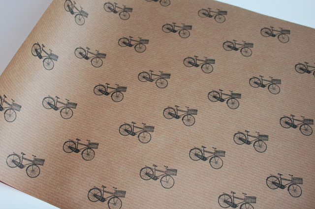 Nittybits: How to: Create Your Own Wrapping Paper
