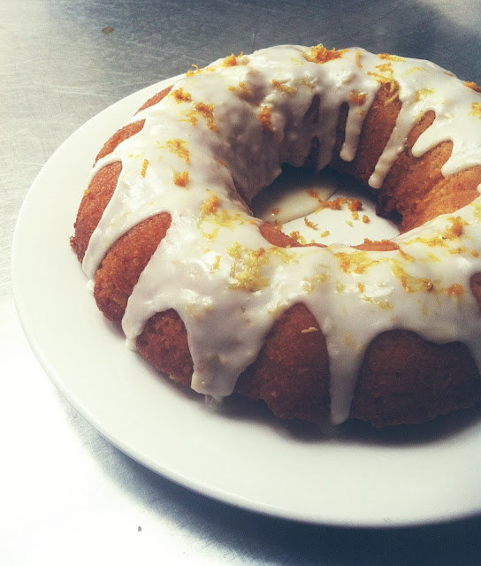 local lunch box: Oranges and Lemons: St.Clement's Cake
