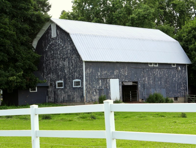 living from glory to glory: Barns And Their Beauty...
