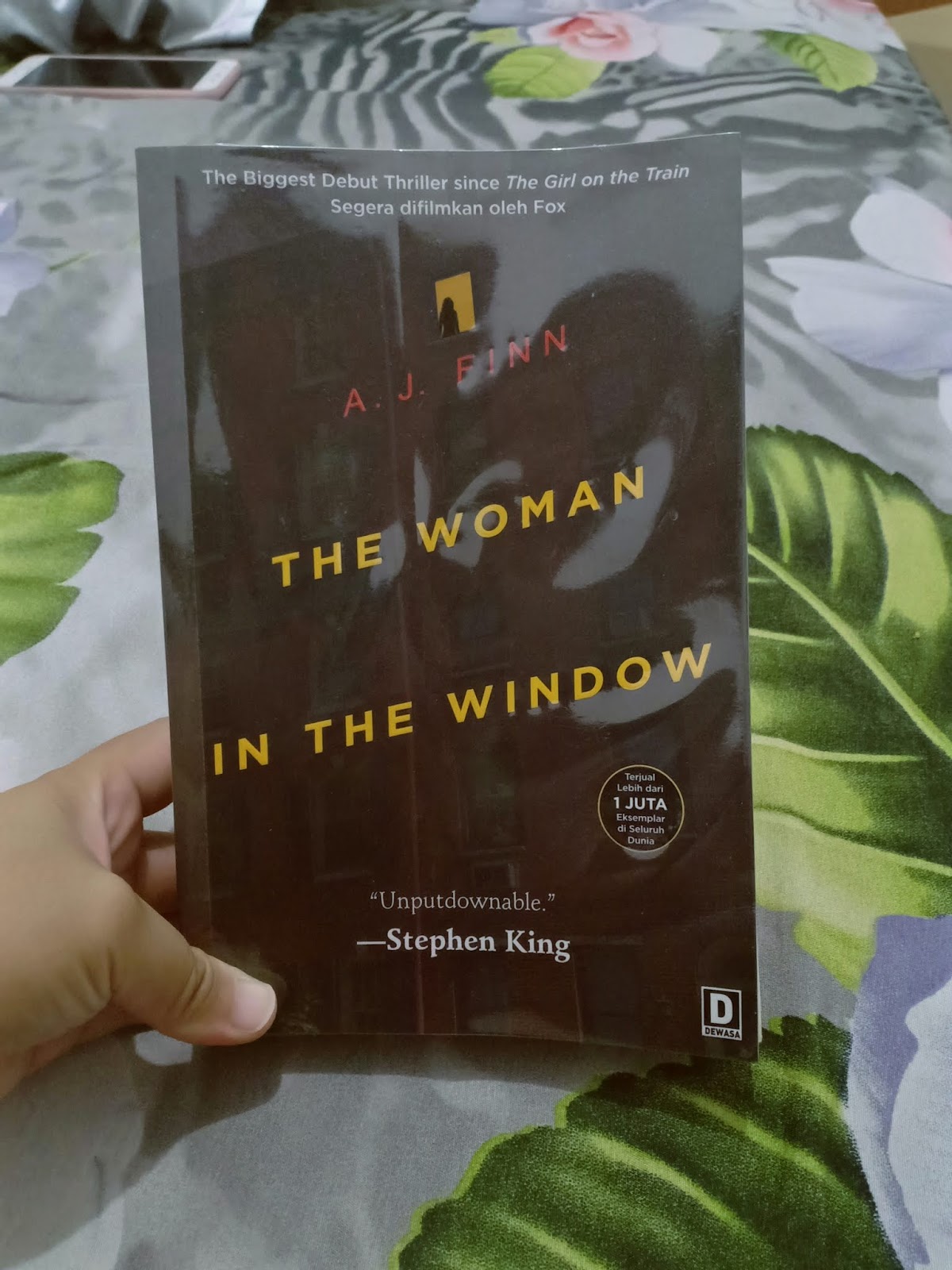 The Woman in The Window (A.J. Finn) | Peek-A-Boo!!! Oh You Peek-My-Books!!!