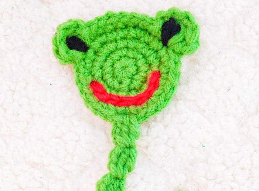 Raji's Craft Hobby: Cute Crochet Frog Bookmark