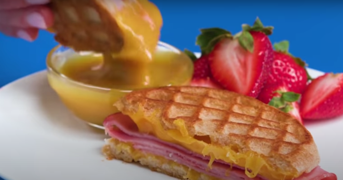 Finau @ Pt England School: Ham and Cheese Waffle Sandwiches