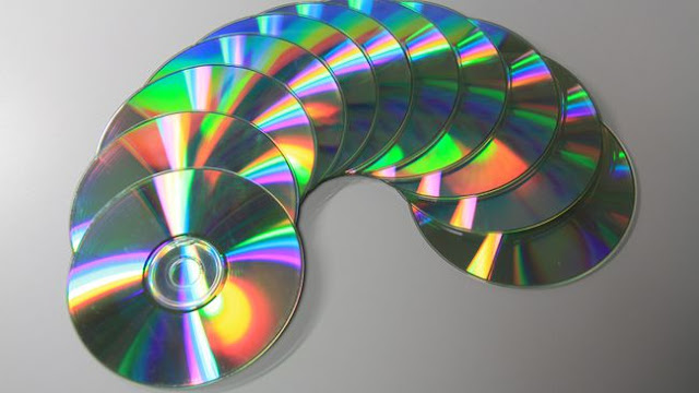 Membedakan CD/DVD Kosong dengan CD/DVD yang Sudah Terisi | Diary IT