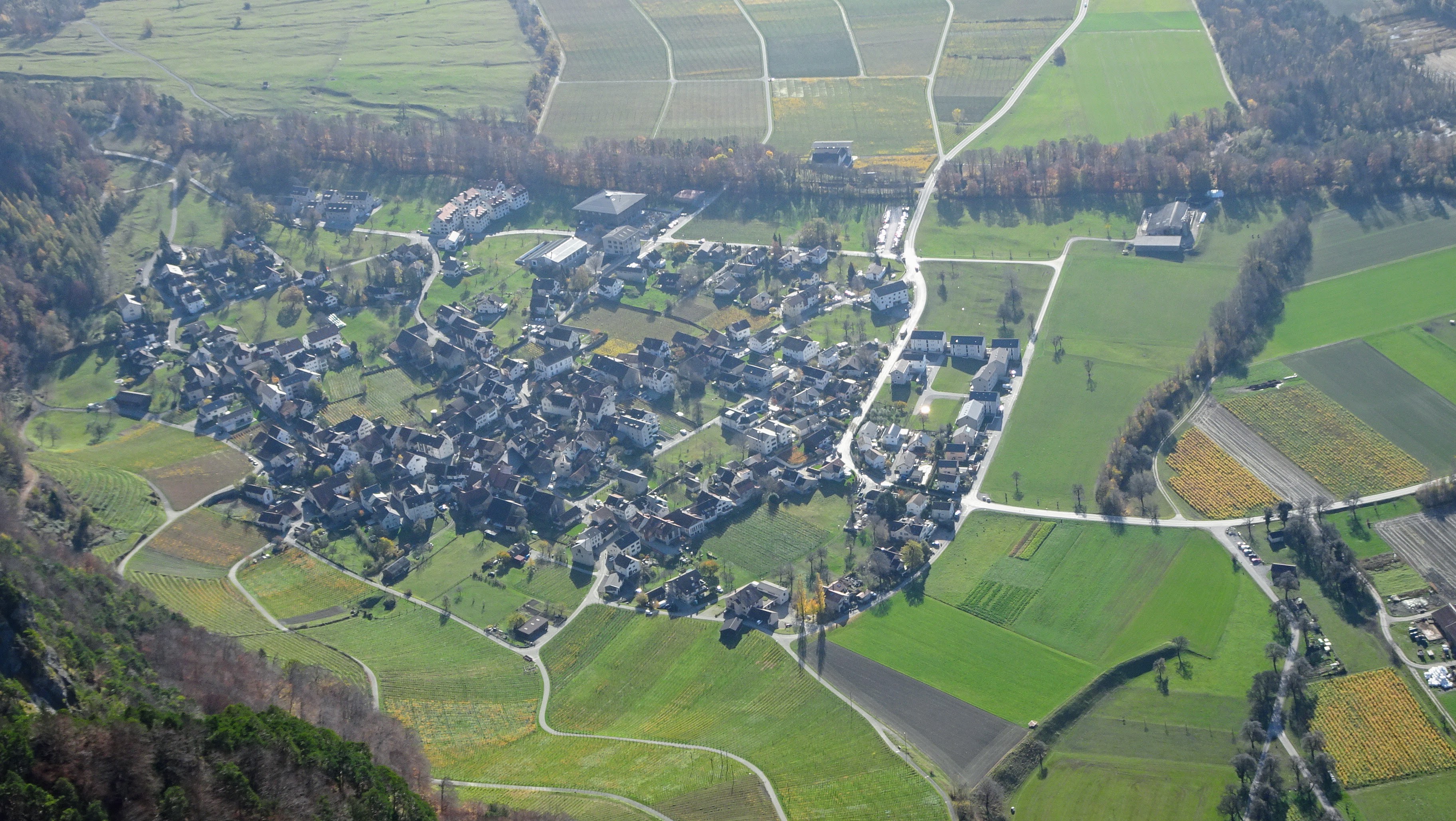 Rundwanderung ab Fläsch über den Regitzer Spitz (GR) – Wandern mit Freunden