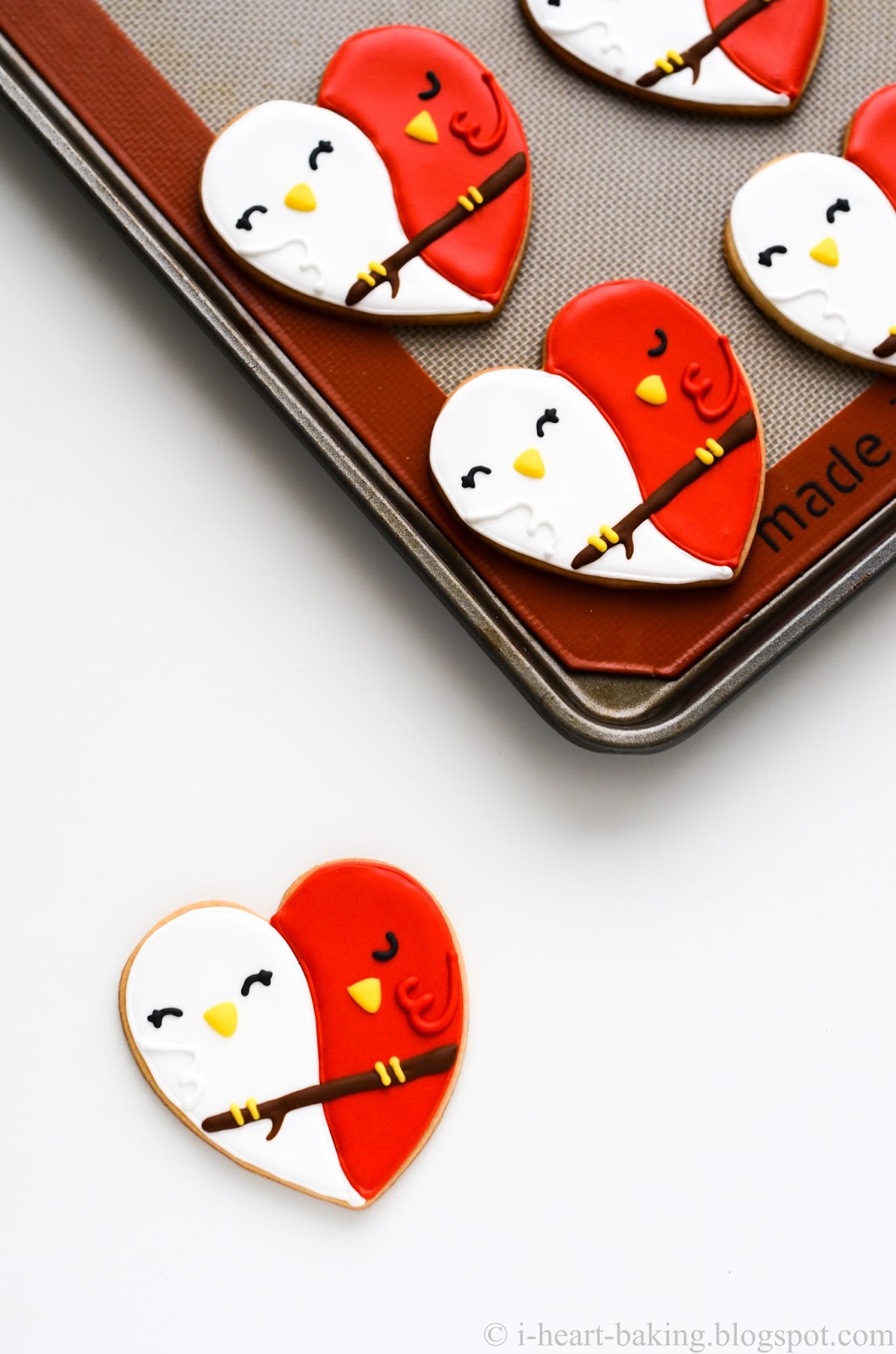 i heart baking!: red and white lovebird cookies