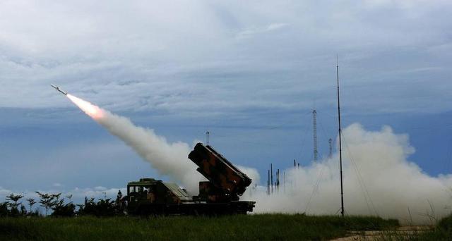 Asian Defence News: Chinese Air Defence units in South China Sea