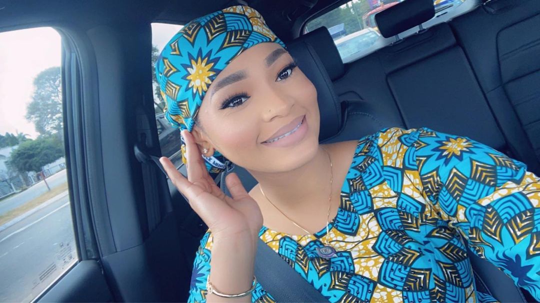 Pictures of Habiba Sinare car...