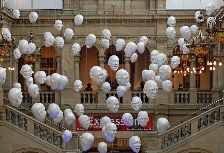 Amazing awesome floating heads