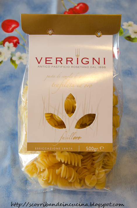 Scorribande in cucina: Fusilloni baccalà, asparagina e crema di peperoni
