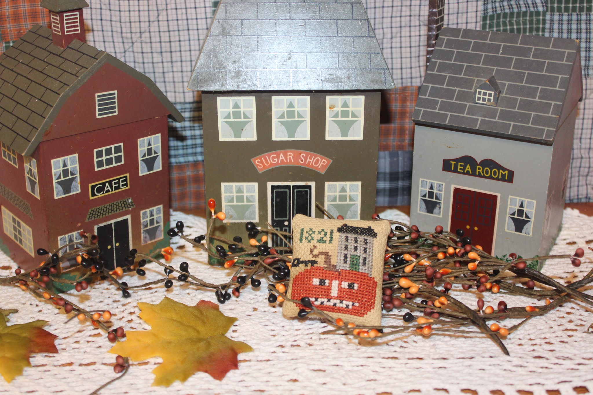 Pinker n Punkin Quilting & Stitching: Prim Pumpkin House- An Itty Bitty ...