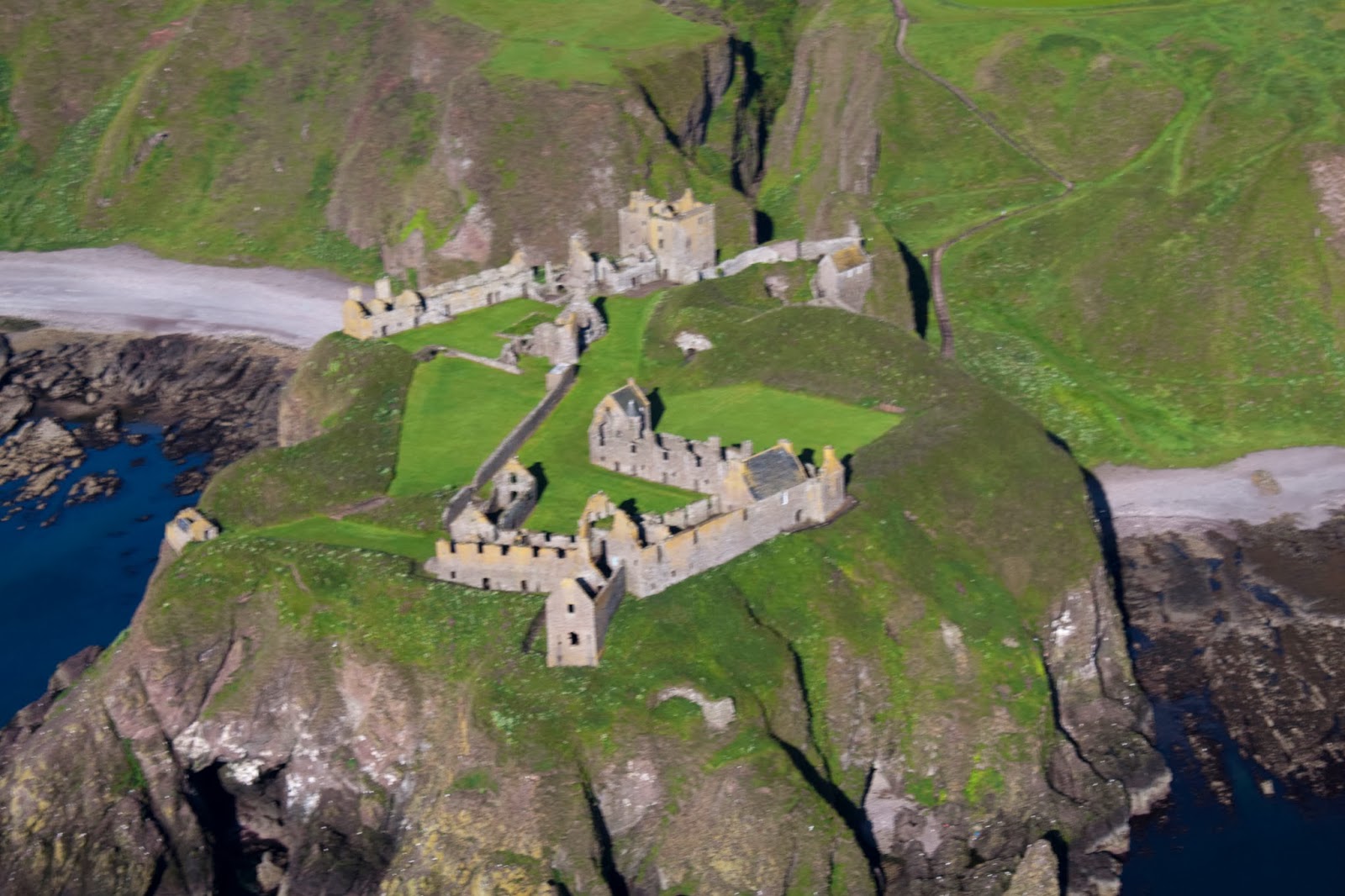 W mroku historii: Świat w ruinach - Dunnottar Castle (Szkocja)