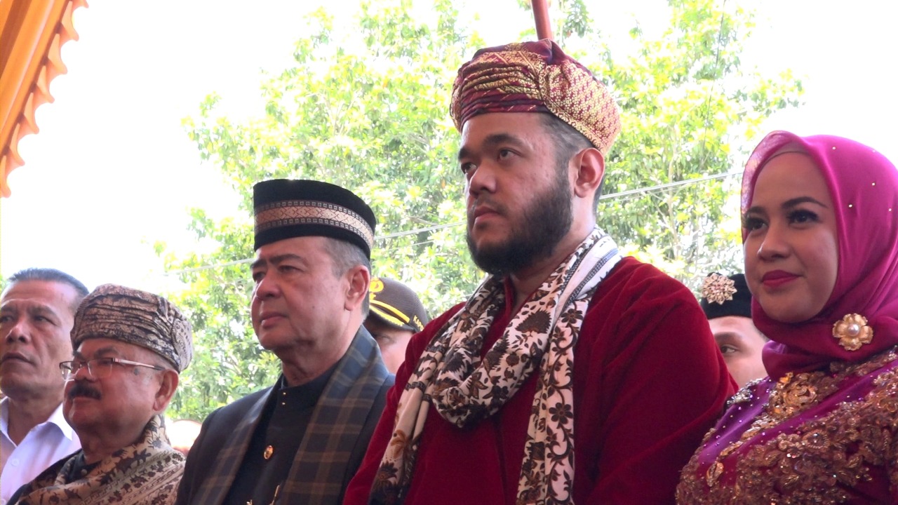 Fadly Amran Sandang Gelar Datuak Panduko Malano