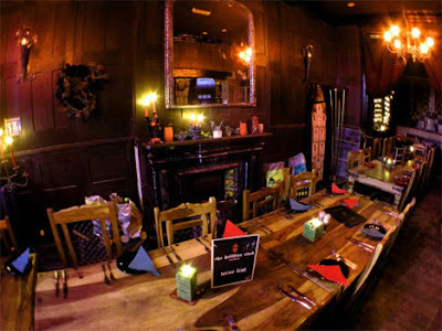 Pubs, Bars and Hotels: The Hellfire Club – Manchester, UK