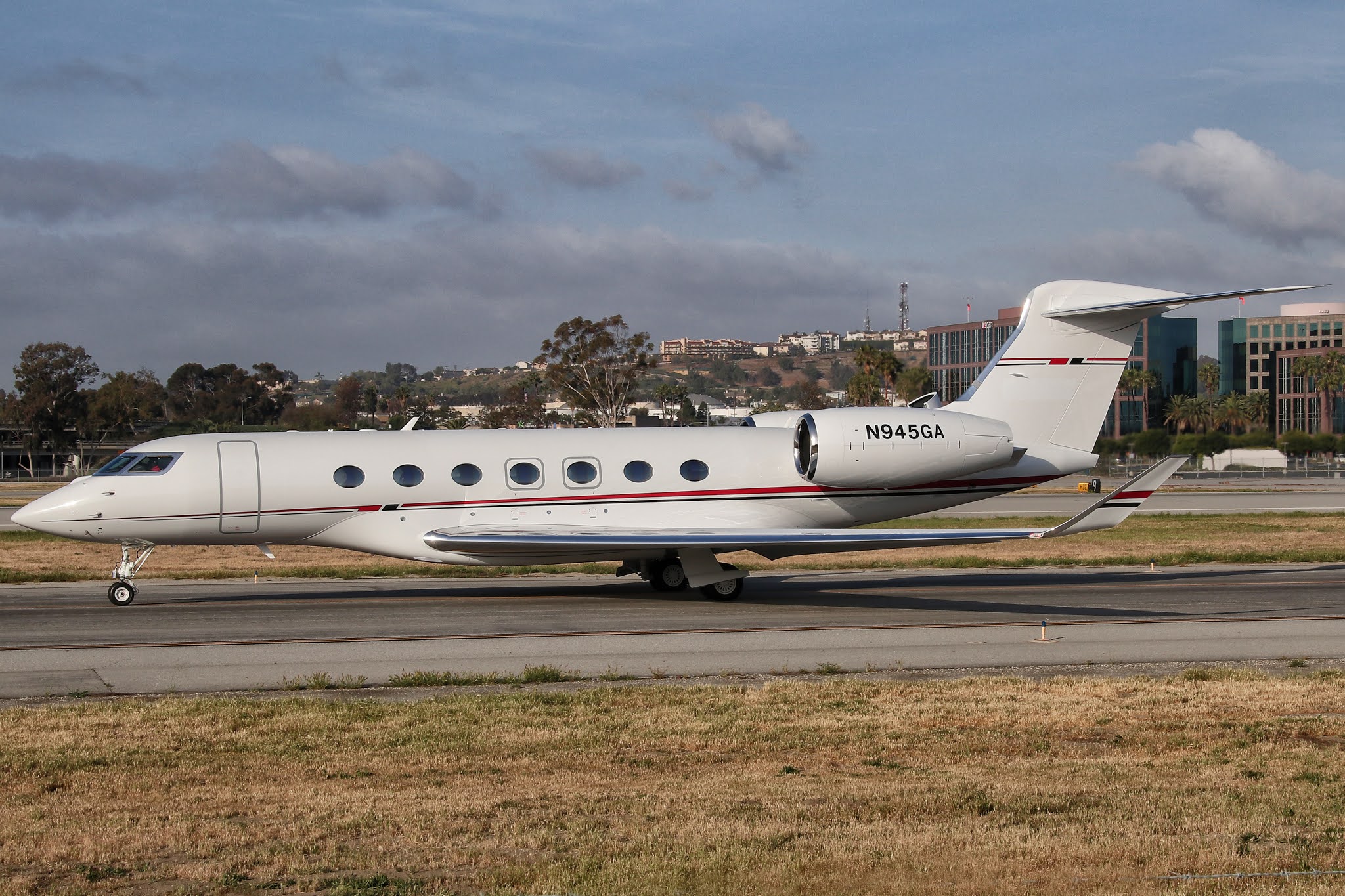 Aero Pacific Flightlines: 2021