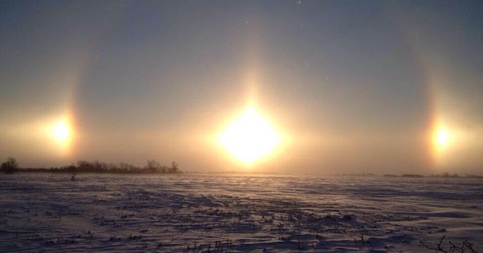 Old European culture: Three suns