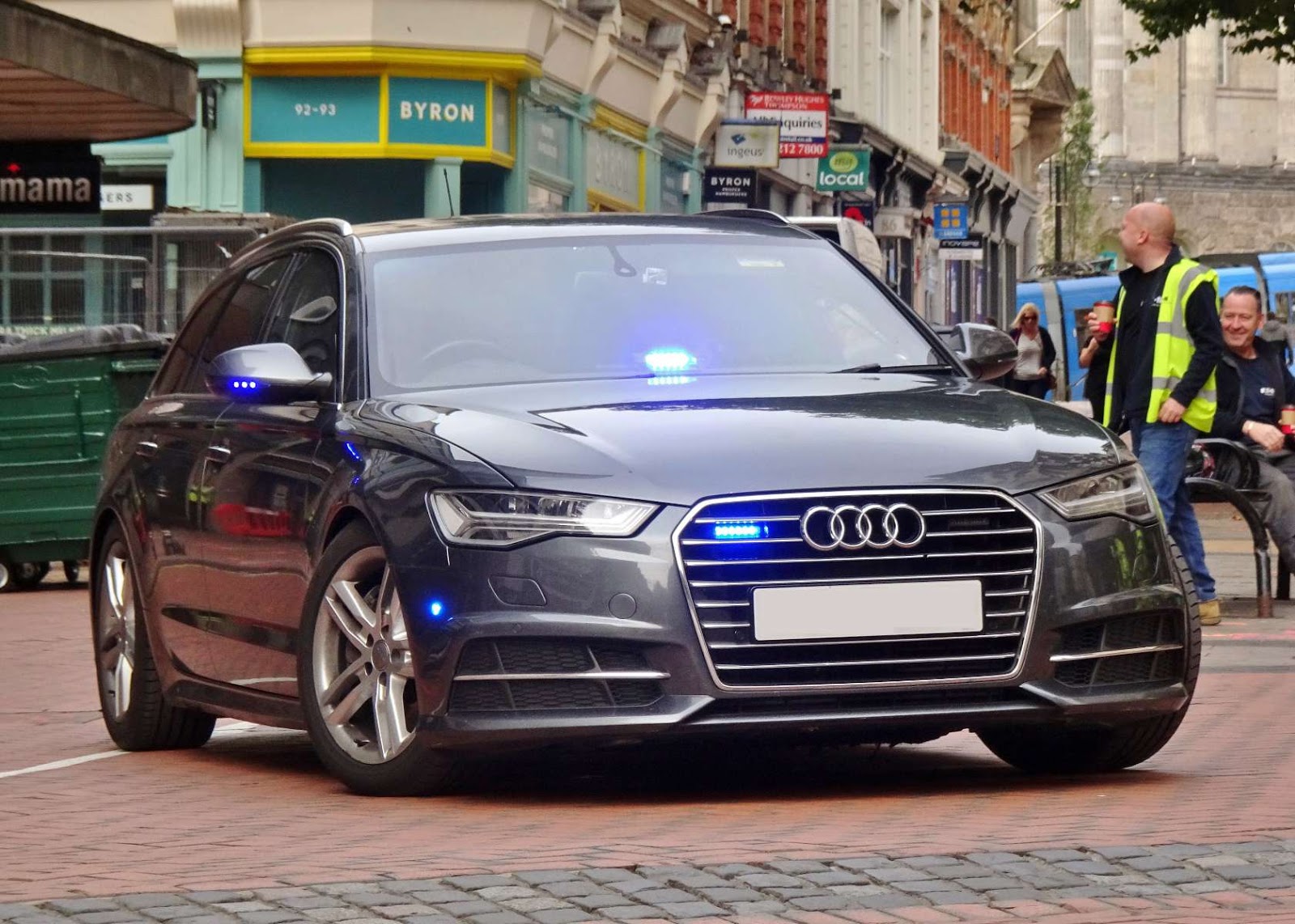 Vinnyman's Emergency Service Vehicles.: Unmarked ARV.