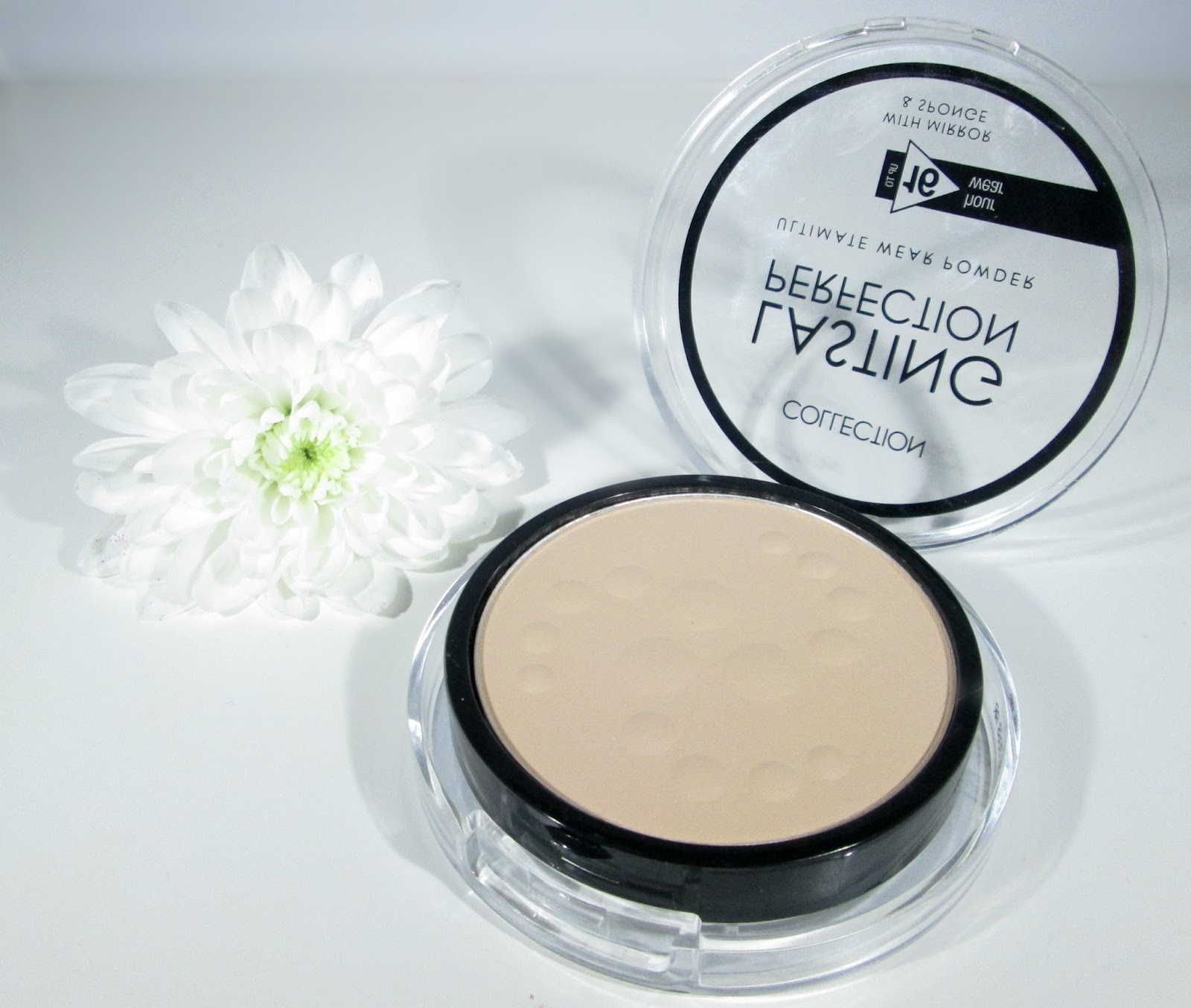 Collection Lasting Perfection Ultimate Wear Powder | Review
