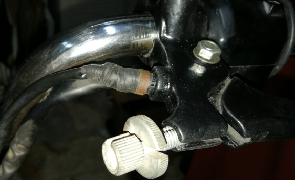 elTallerdeCarlos: Sensor del embrague, reparar bulbo embrague, arreglar ... elTallerdeCarlos: Sensor del embrague, reparar bulbo embrague, arreglar ...