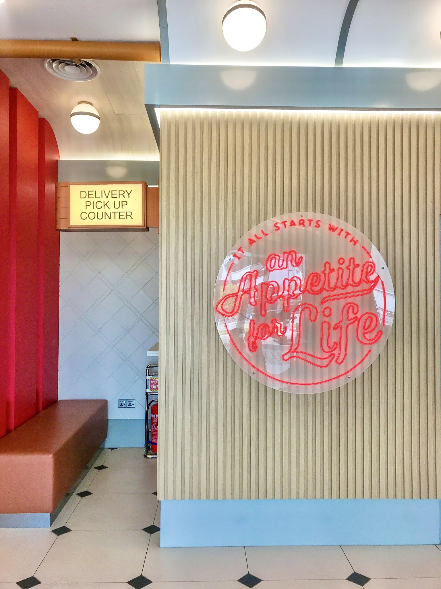The first retro KFC outlet in Malaysia : KFC Bukit Raja Klang
