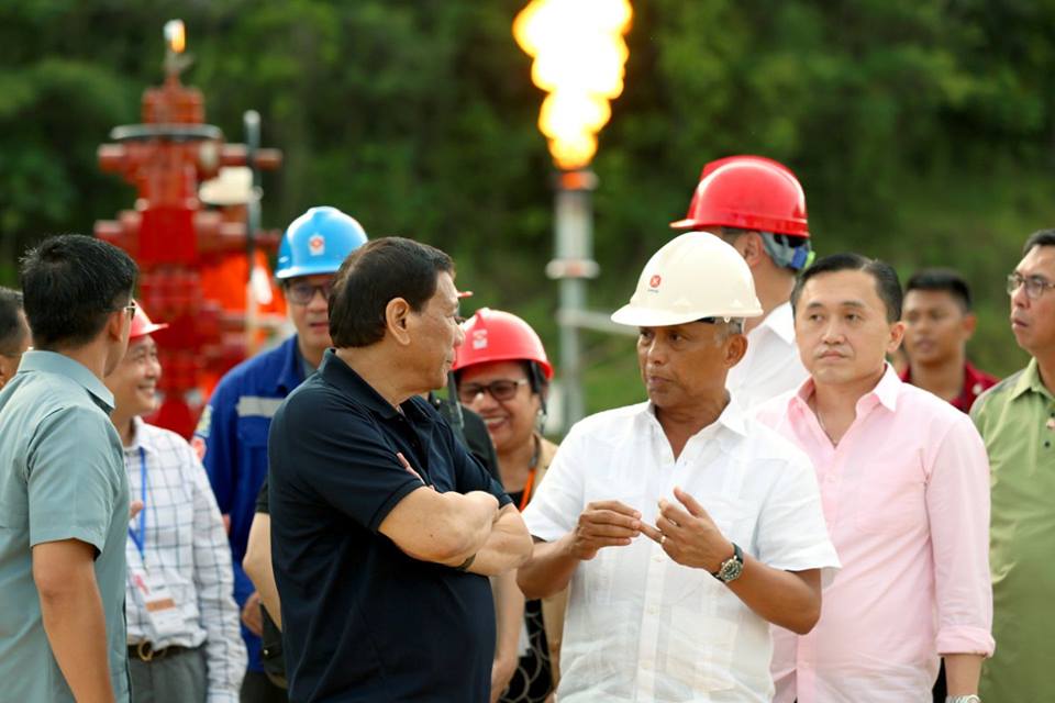 Duterte admits ‘crying’ during opening of the oil field in Cebu