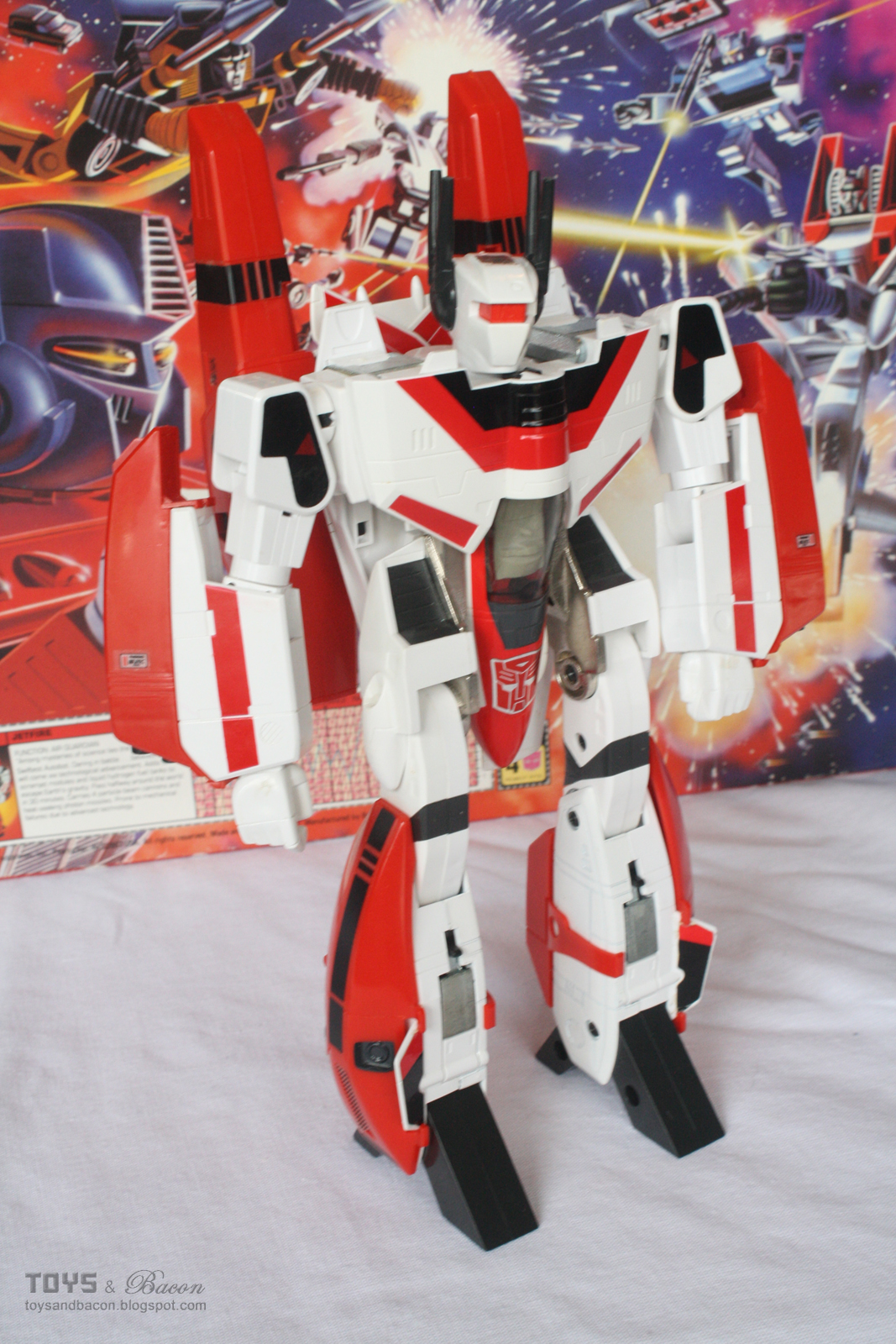 Toys and Bacon: Figure Friday: G1 Jetfire