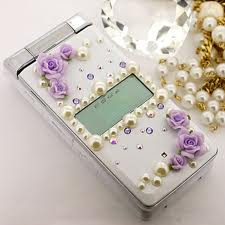 TOP 10 STYLISH MOBILE PHONES - FASHION and CULTURE